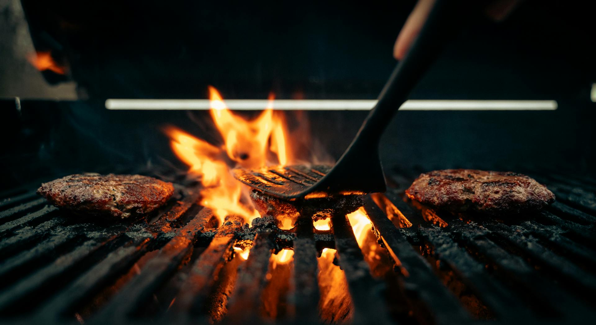 Glow Up: Transforming Your Patio Into a Fire-Lit Paradise - Urban ...