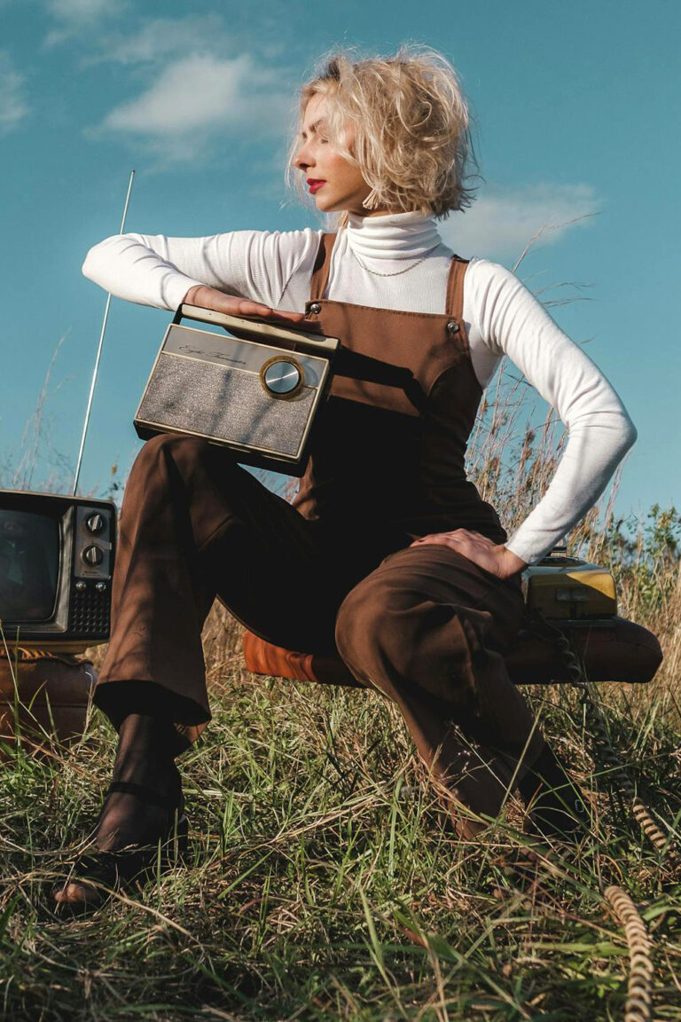 5 Things You Didn't Know About the History of Overalls in Cottagecore ...